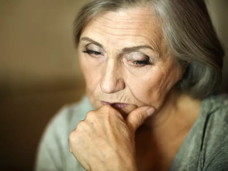 Mój mąż latami żył w kłamstwie, a teraz dzieci i wnuki lgną do niego ...